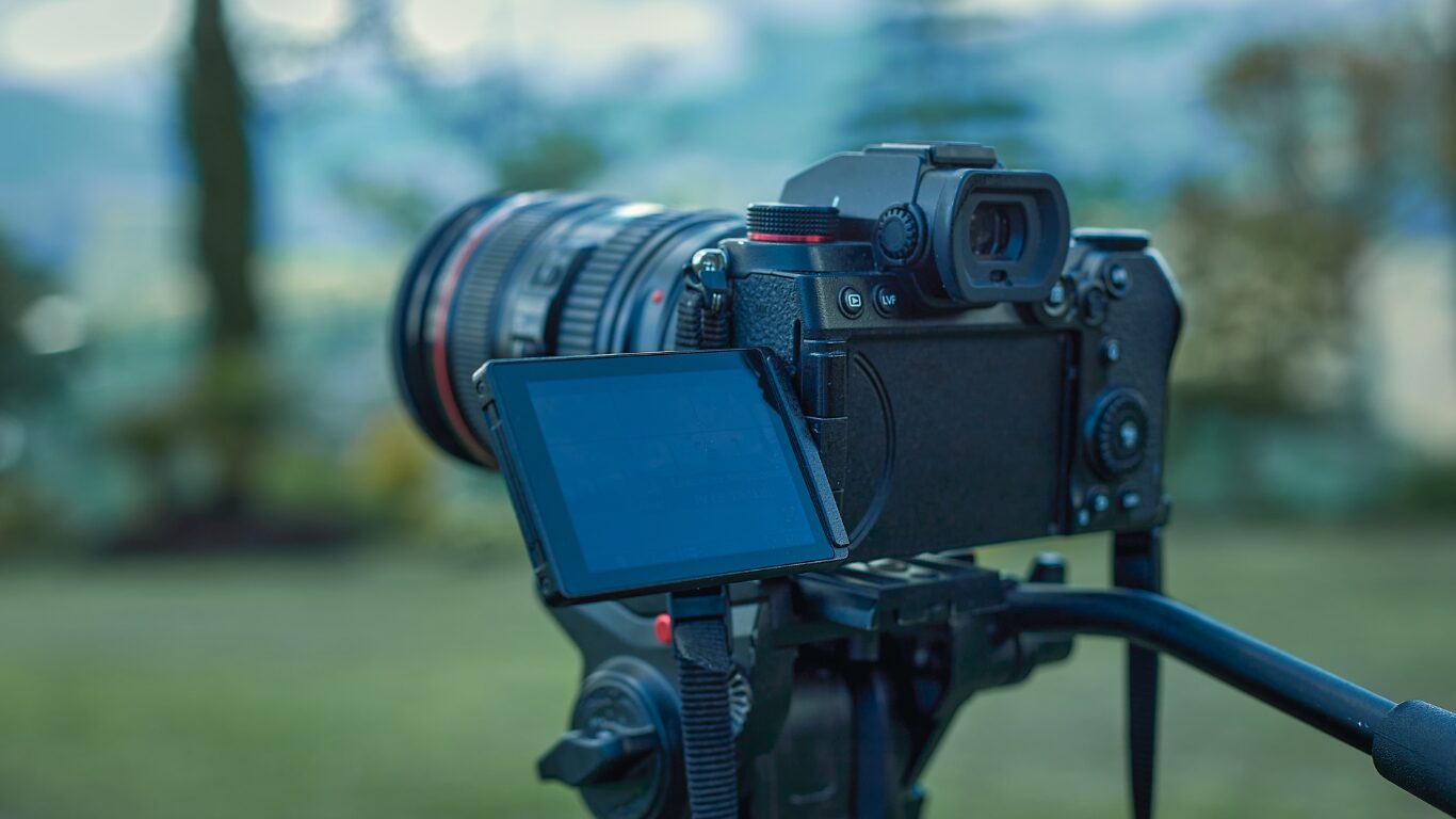 【超望遠レンズ】4000mmの魅力と撮影テクニック完全ガイド - Lens Chronicle